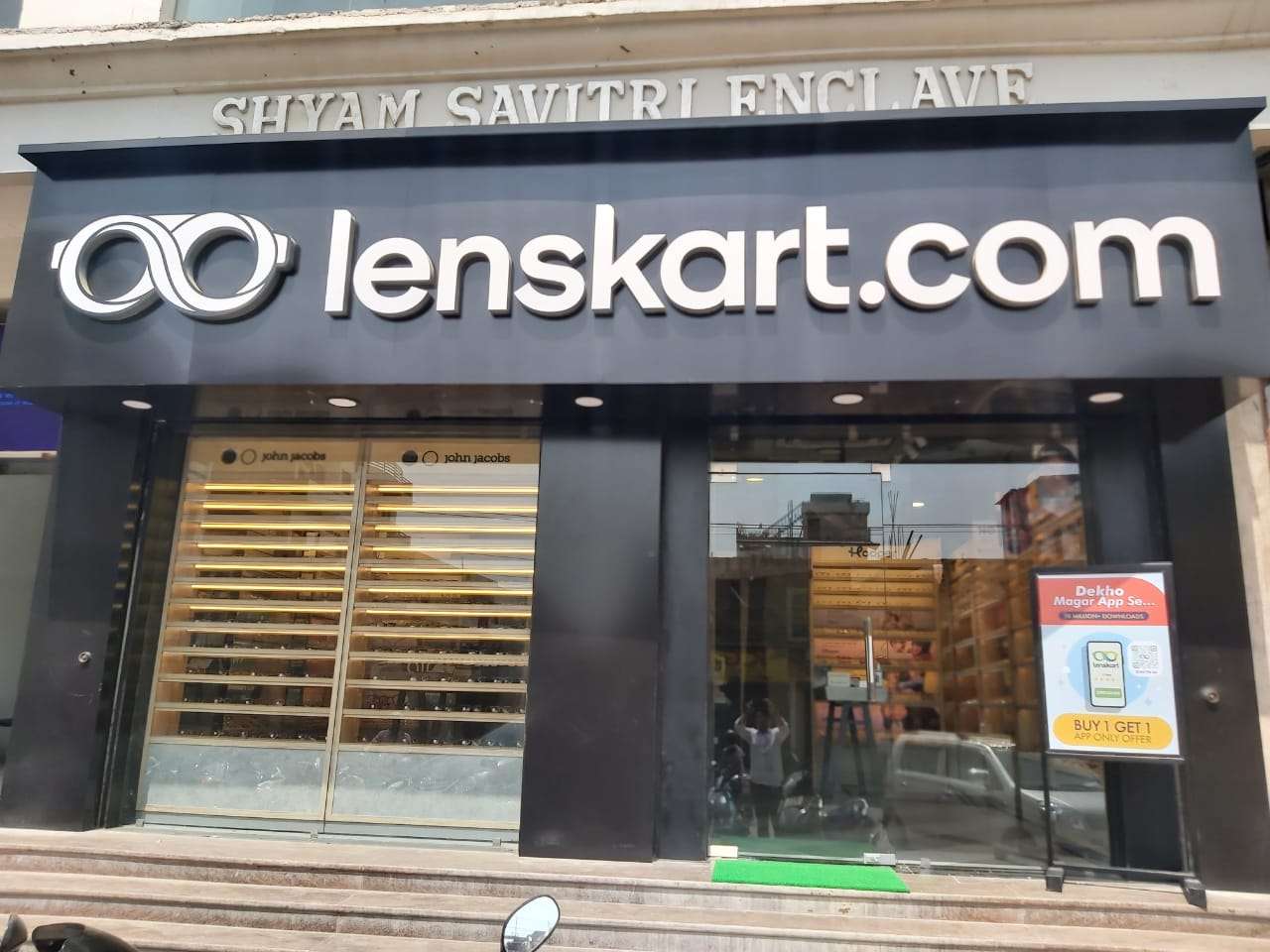 Lenskart Stores Near Me | Free Eye Test near me | Optician Near Me ...