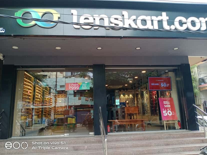 Lenskart Stores Near Me | Free Eye Test near me | Optician Near Me ...