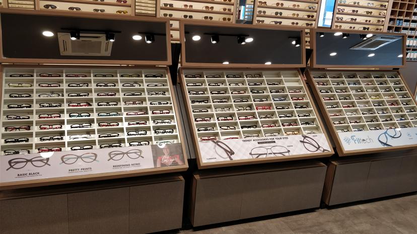 Lenskart : Optician Near Me | Lenskart In Flagship Store at MG Road ...