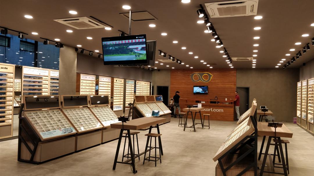 Lenskart : Optician Near Me | Lenskart In Flagship Store at MG Road ...
