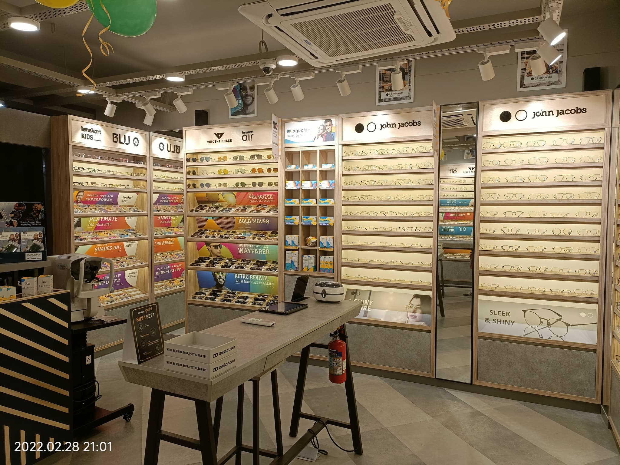Lenskart : Optician Near Me | Lenskart In Shagun Chowk Pimpri ...