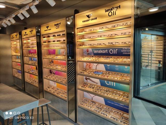 Lenskart : Optician Near Me | Lenskart In Flagship Store at Kannur ...